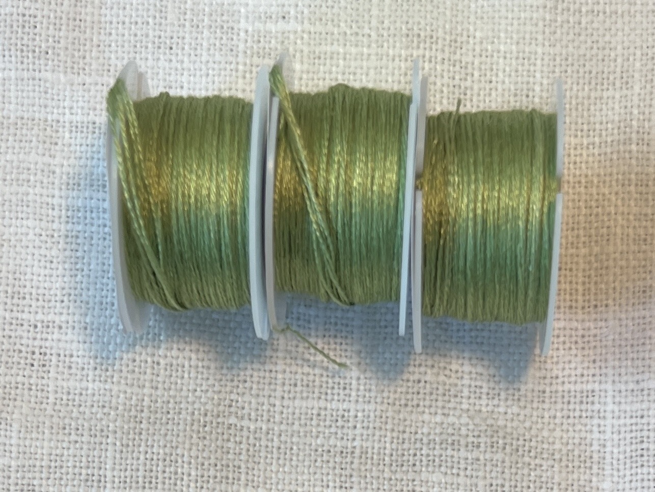 Luteous Green 3253 SSF – Victoria Clayton, Dyer